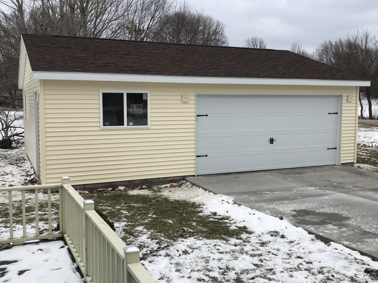 Detached Garage Builder WI | American Garage Builders