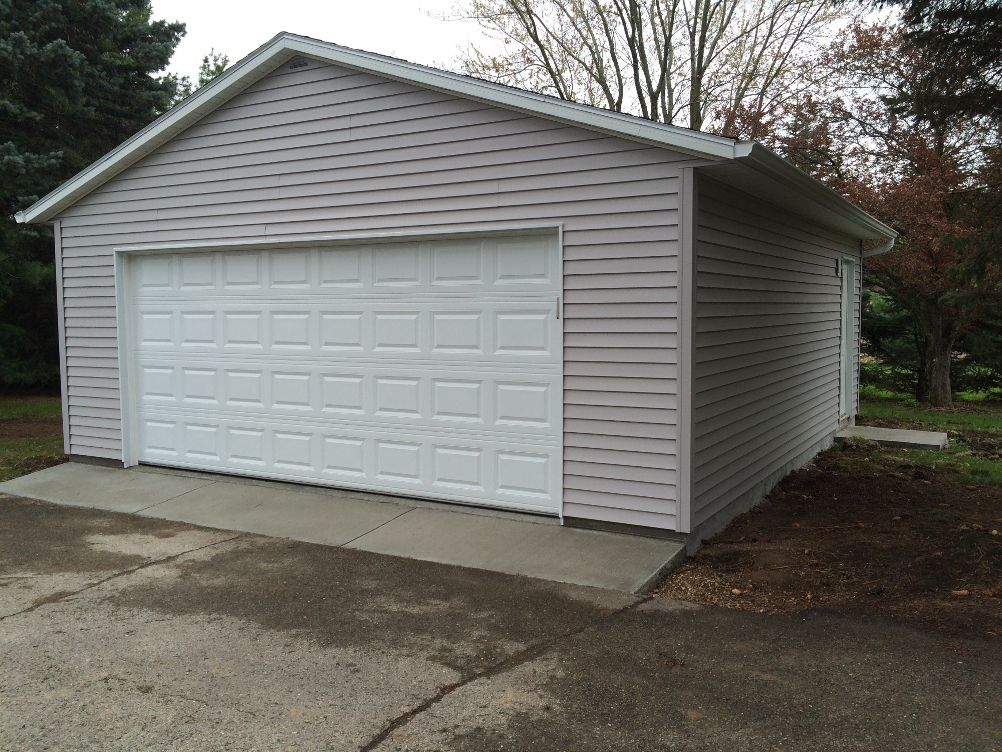 New Garage Construction SE WI | American Garage Builders